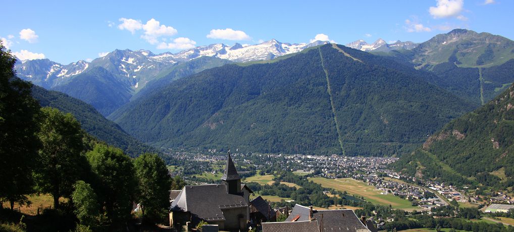 Vacances à Luchon : nature et bien-être au cœur des Pyrénées • FlyAndGo